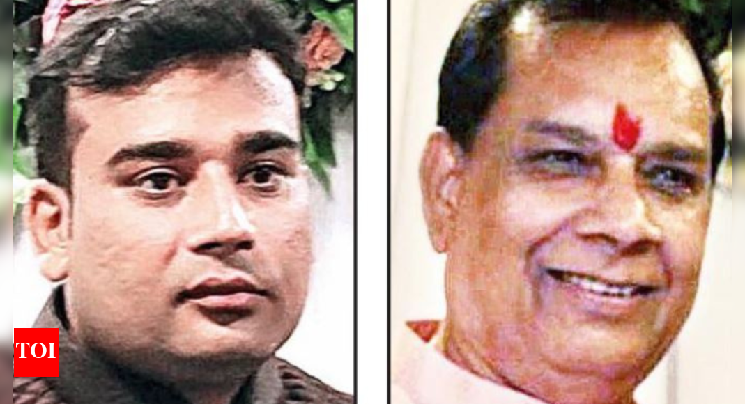 Garba: Maharashtra: 35-year-old dies after garba, shock kills dad ...