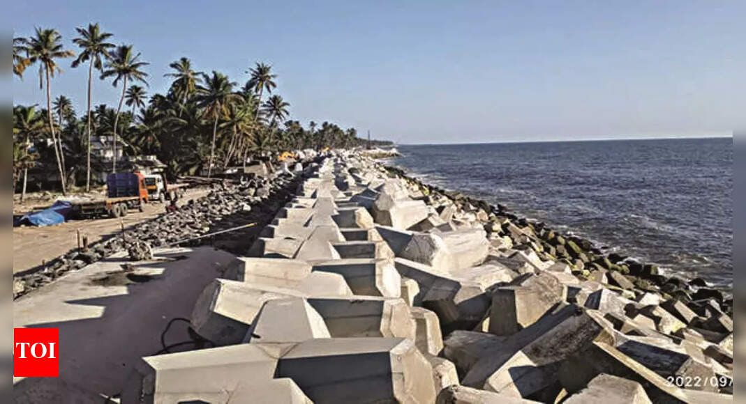 Bazaar: Groyne Field Construction At Bazaar To Begin This Month | Kochi ...