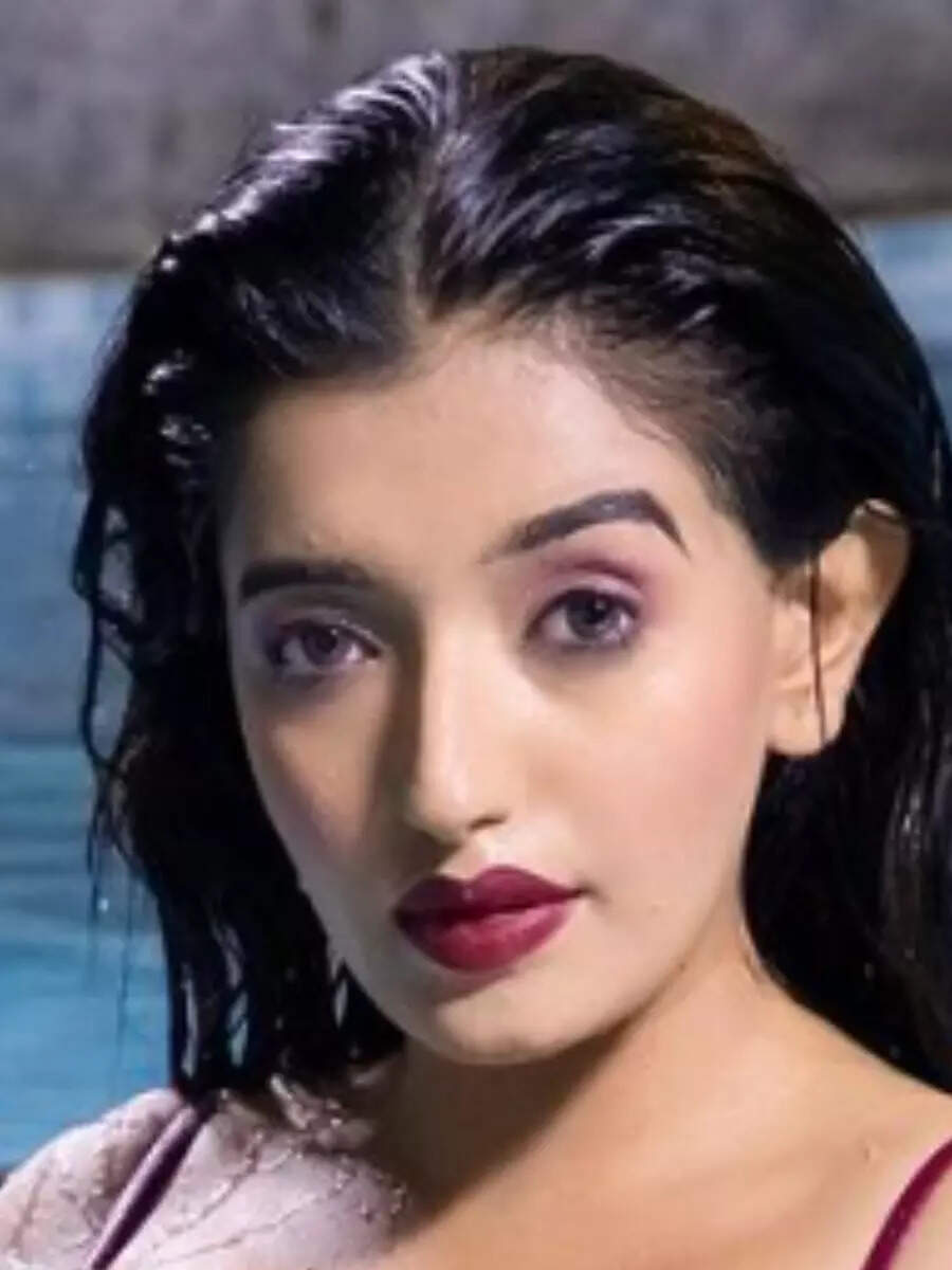 Top eye-grabbing pictures of Aanchal Shah | Times of India