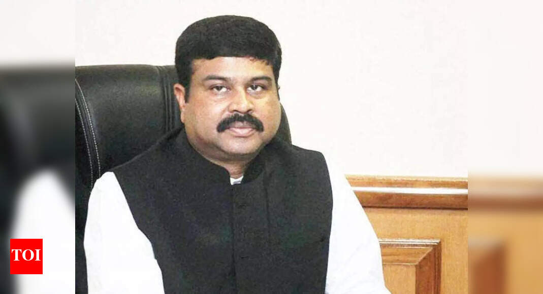 Pradhan inaugurates India's second National Model Vedic School in Puri ...