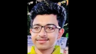 Vadodara: Student stabs his friend to death over love interest | Vadodara News - Times of India