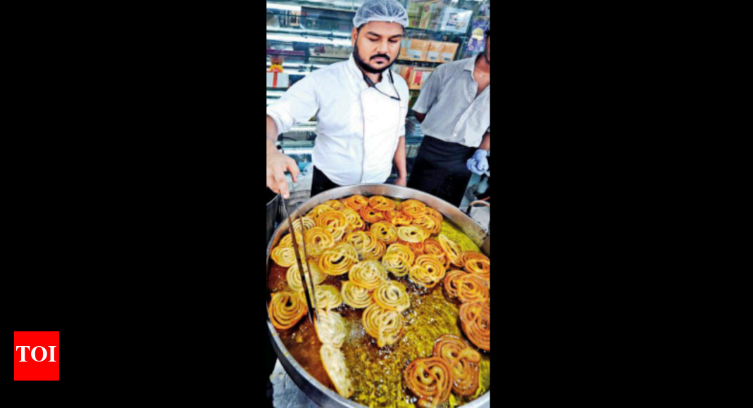 Gujarat: Fafda-jalebi worth Rs 150 crore savoured | Ahmedabad News ...