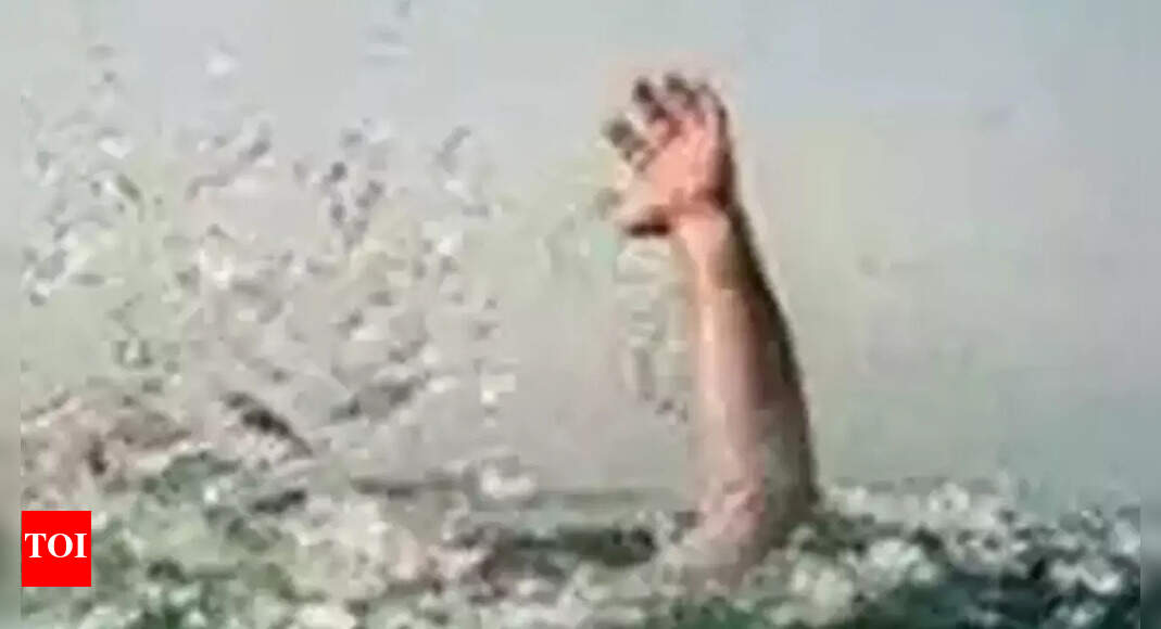 Sunakalpalya Lake: 2 Suspected Drowned During Immersion | Bengaluru ...