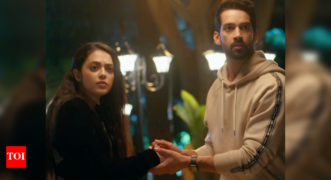 Imlie update, October 6: Atharva gives a gift to Cheeni - Times of India