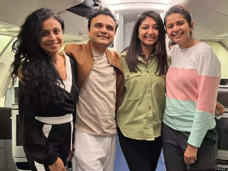 Manasi Parekh Gohil, Parthiv Gohil, Bhoomi Trivedi & Kinjal Dave head ...