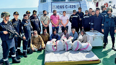 Gujarat: Coast Guard, anti-terrorist squad seize 50kg of heroin from ...