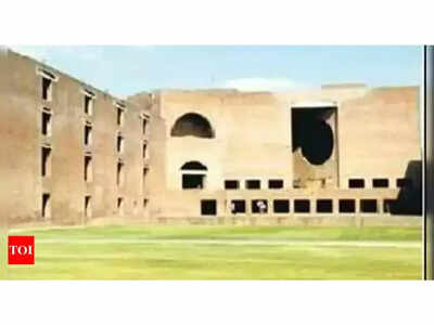 IIM Raipur, NIEIT sign MoU for academic collaboration - Times of India