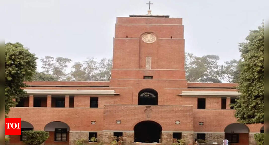 Delhi: Alumnus Justice Sanjay K Kaul recuses from St Stephen’s hearing ...