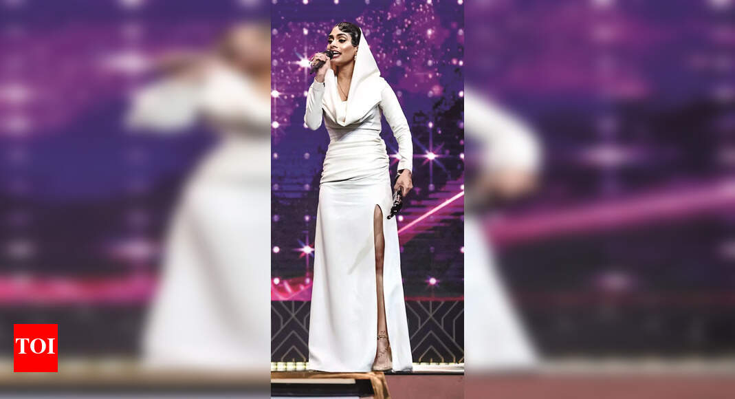 Bling is king… and queen | Kannada Movie News - Times of India