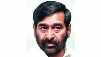 Jagadish’s 18k Cr Dig At Raj Gopal | Hyderabad News - Times of India