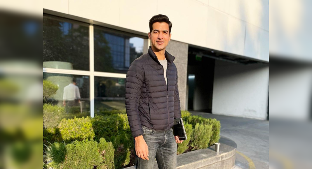 Puneet Beniwal walks the ramp for ‘Mercedes Benz Show’ - Times of India