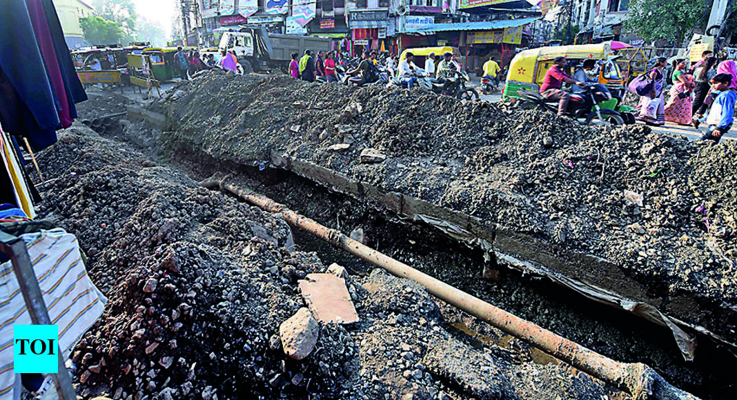 Dug-up Roads In Rajwada May ‘rob’ Traders Of Biz | Indore News - Times ...