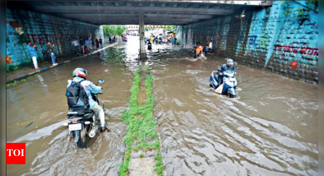 Pune: Shivajinagar gets 78mm rainfall in 2 hours, flooding stalls ...