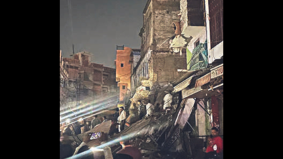 1 dead, 4 injured after four-storey building collapses in Aligarh ...