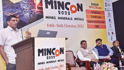 Surjagarh: Maharashtra: Lloyds plans to expand mining in Naxalite-hit Surjagarh, set to start ...