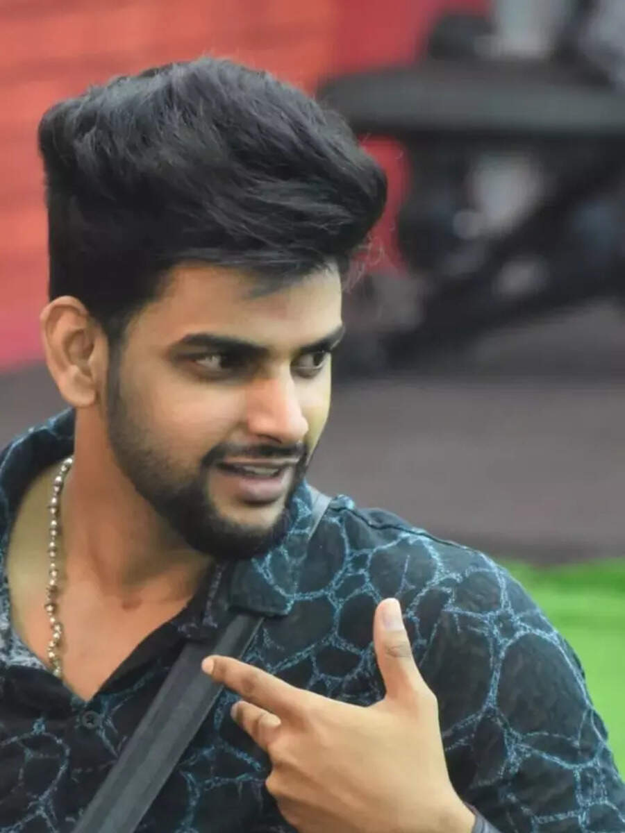Bigg Boss Kannada 9: Stylish looks of evicted contestant Darsh ...