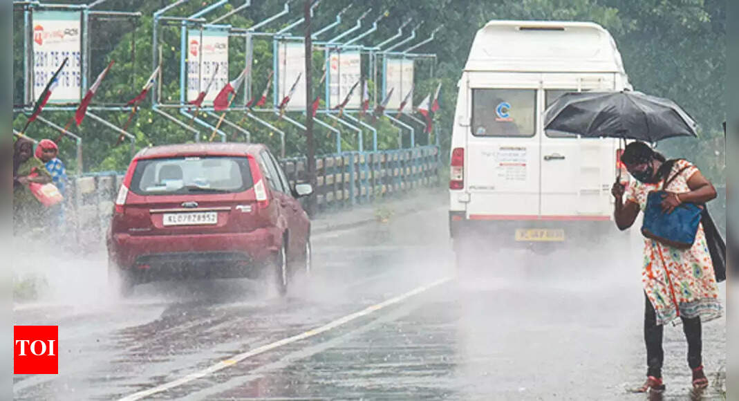 Pune Rains: Heavy rains in Pune, waterlogging in many areas | Pune News ...