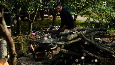 Winter is coming: Ukrainians dig in for brutal season ahead - Times of ...