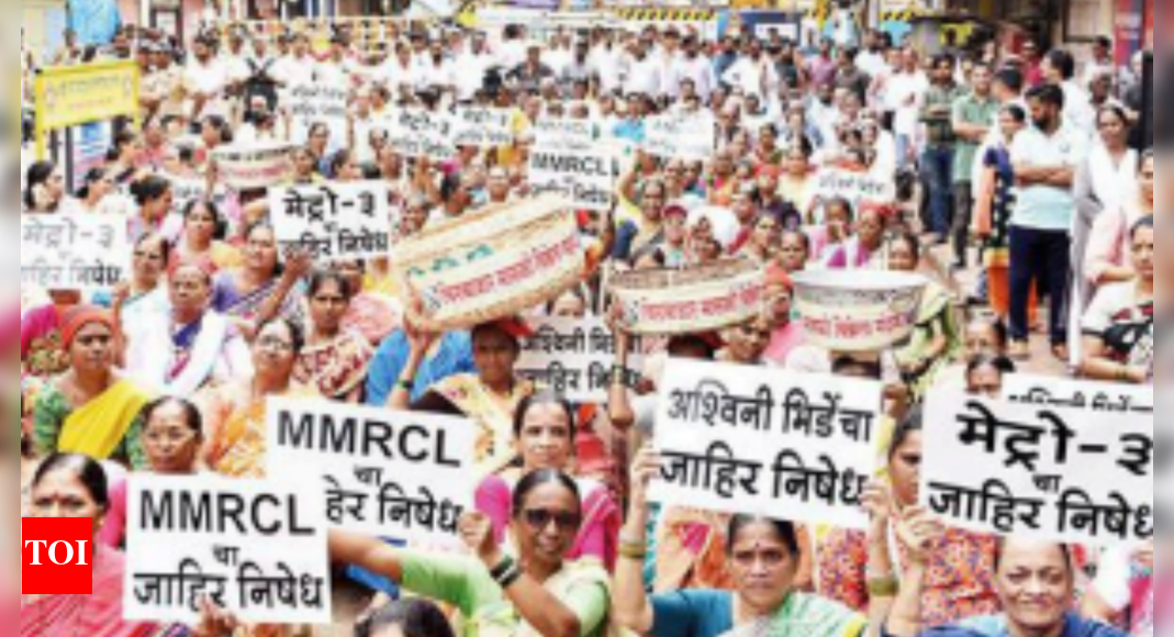 Mumbai: Girgaum Metro-affected residents protest over in-situ ...