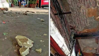 Kolkata: Concrete chunk falls off Lansdowne Market ceiling | Kolkata ...