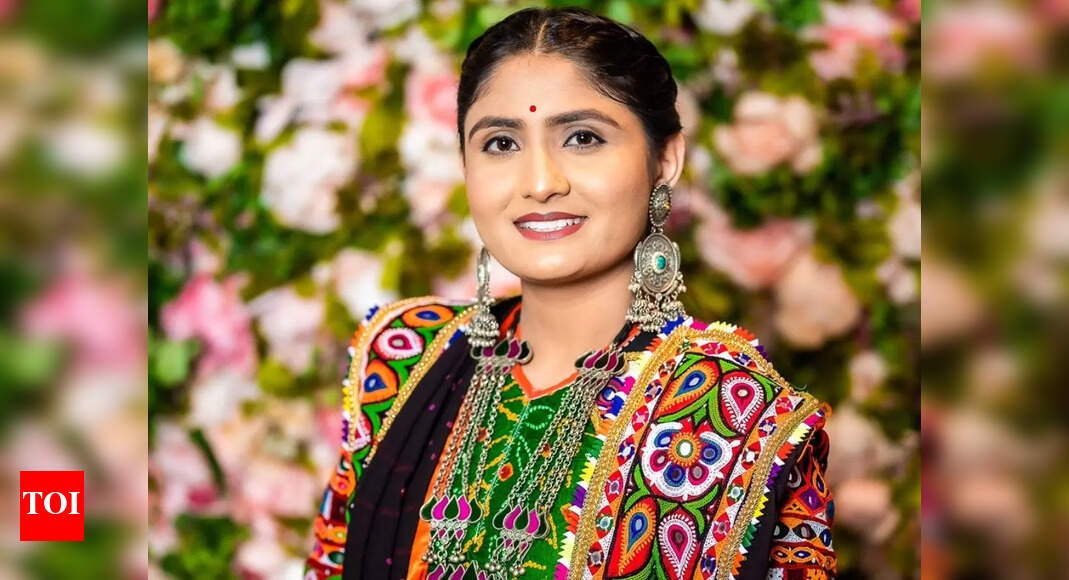 Geeta Rabari swoons the USA audience with her live shows- Exclusive ...