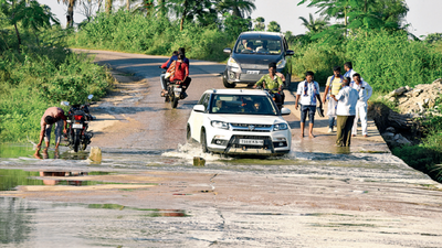 Raj Gopal: Munugode: TRS's Welfare Agenda Vs Raj Gopal Charisma ...