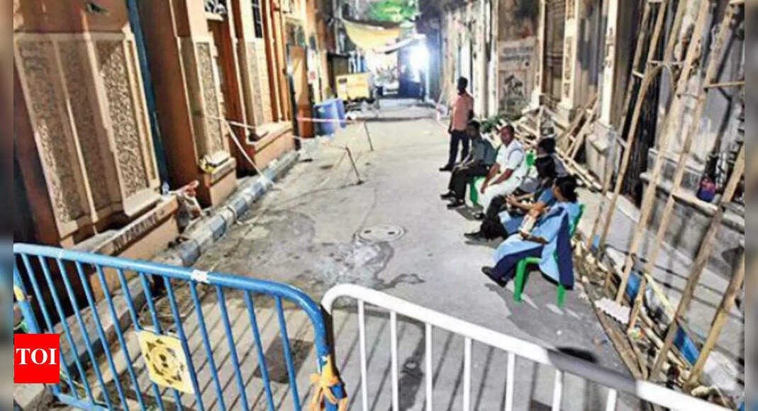 Muted Diwali for Bowbazar's cave-in zone residents | Kolkata News ...