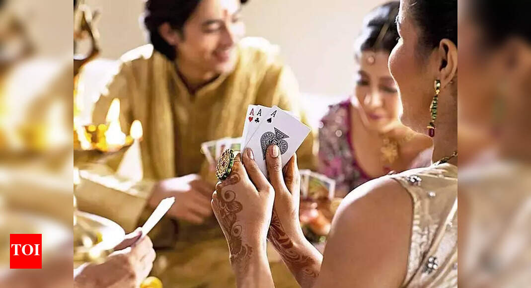 Your checklist to nailing the Diwali taash party - Times of India