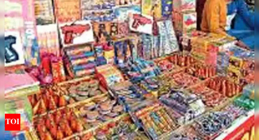 Mohali: Cracker Industry Hopes For Big Bang | Chandigarh News - Times ...