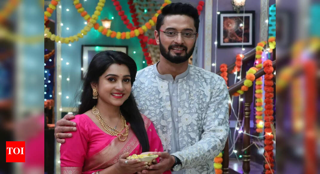 Tumpa Autowali: Abir and Tumpa celebrate first Diwali after wedding ...