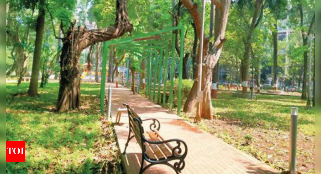Mumbai: Spruced-up Bandra (W) park opened to public | Mumbai News ...