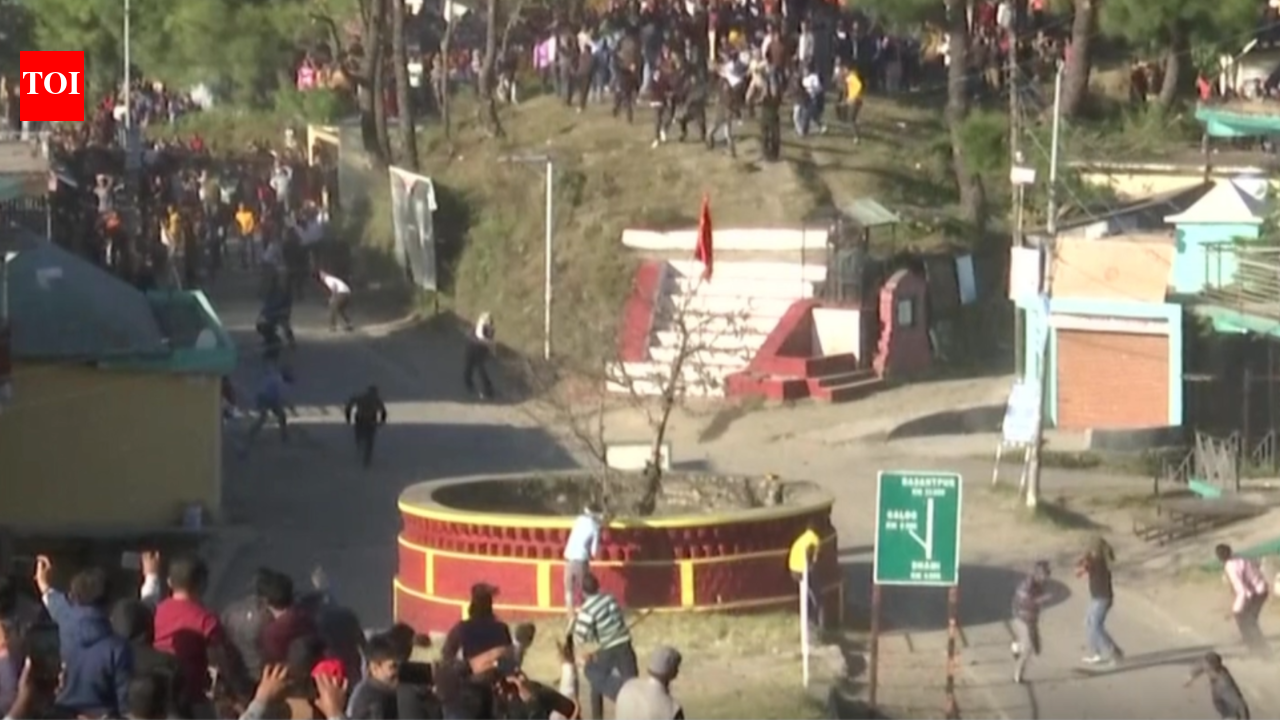 HP: Traditional stone pelting festival observed in Dhami village after ...