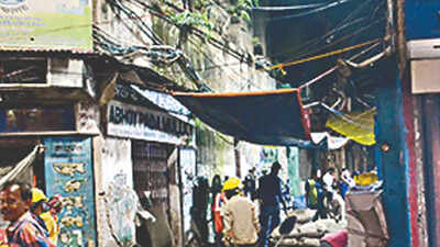 Displaced Bowbazar Families Seek Help To Celebrate Chhath | Kolkata ...
