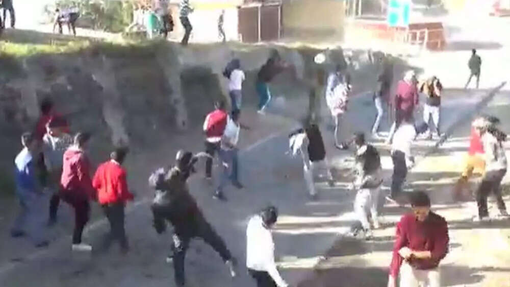 In pics: Himachal Pradesh village observes stone pelting festival | The ...