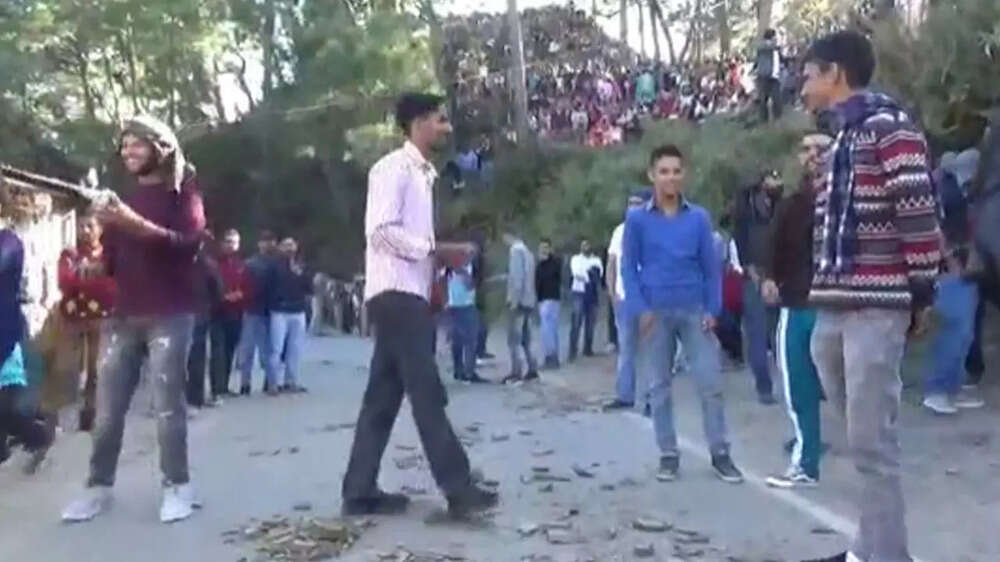 In pics: Himachal Pradesh village observes stone pelting festival | The ...