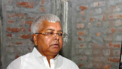 Lalu back from Singapore, but visit to Bihar may take some time | India ...