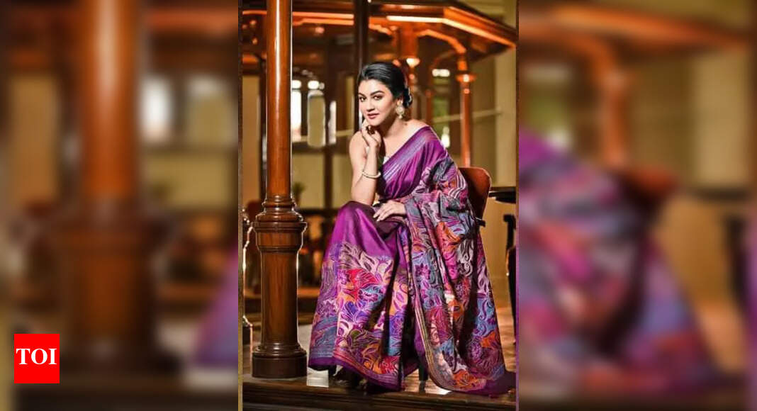 Jhora Palok - The Epilogue, based on Jibananda Das, is set to be ...