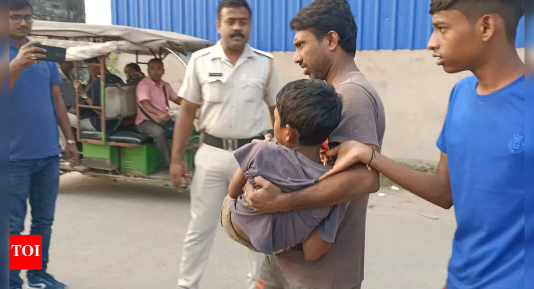 Bomb Attack After Kids Refuse To Leave Playground | Kolkata News ...