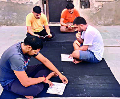 ‘revolving Library’ In Raj Prisons Turns Inmates Into Avid Readers ...