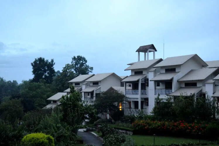 Get the best of luxury and nature experiences in these wildlife resorts ...