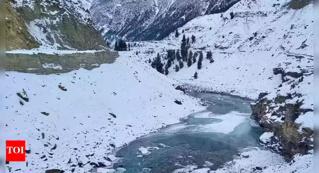 Spiti: Lahaul-spiti Officials Plan For Snow In Poll Season | - Times of India