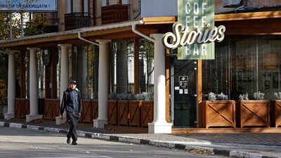 Empty streets, shuttered shops as Russian-held Kherson braces for ...