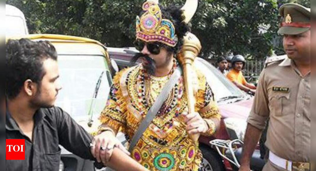 Yamraj: Lucknow: 'Yamraj' comes calling to create awareness on traffic ...