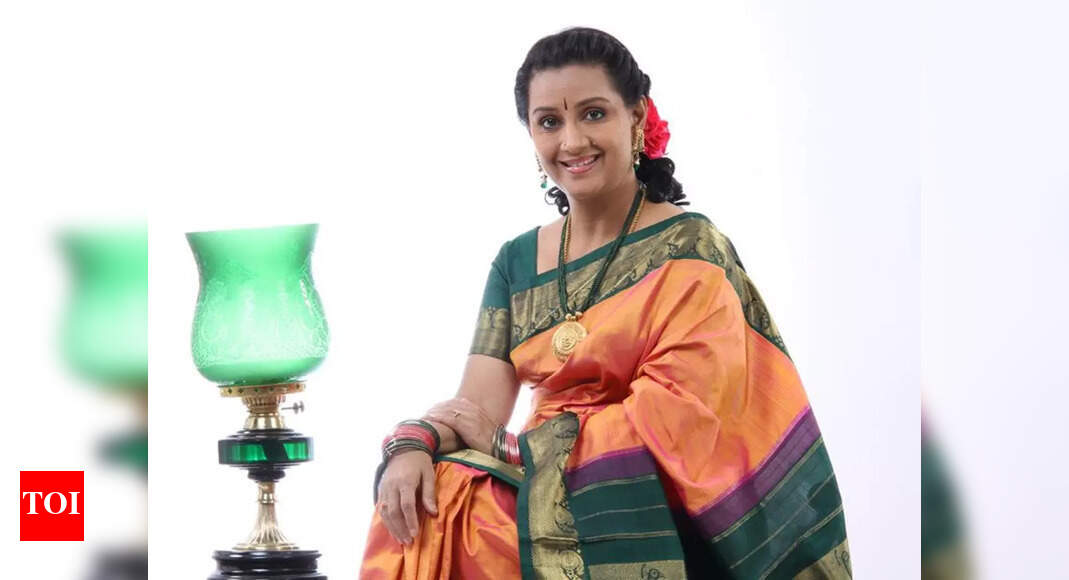 Menaka in TV show 'Red Carpet': If people still remember me as 'Oppol ...