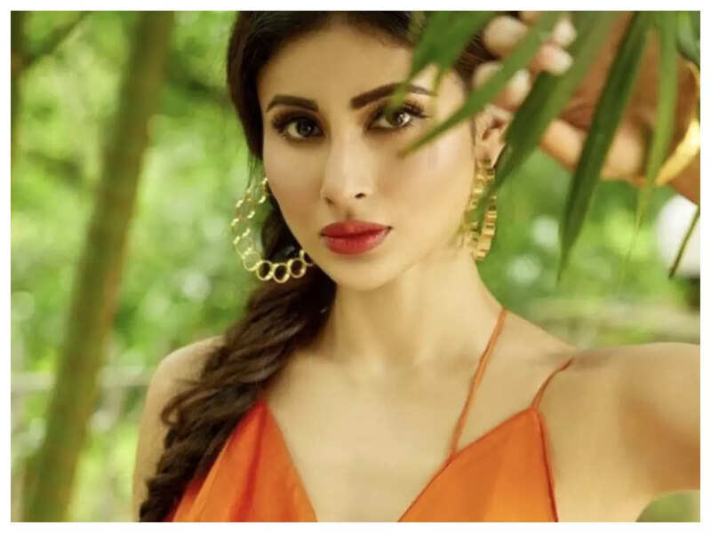 Mouni Roy will treasure working in 'Brahmastra' | Hindi Movie News ...
