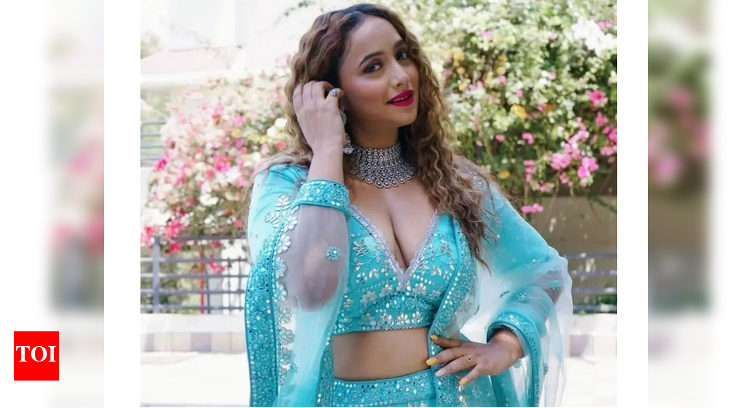 Rani Chatterjee Birthday: Aamrapali Dubey to Pakhi Hegde Bhojpuri celebs shower love for the ...