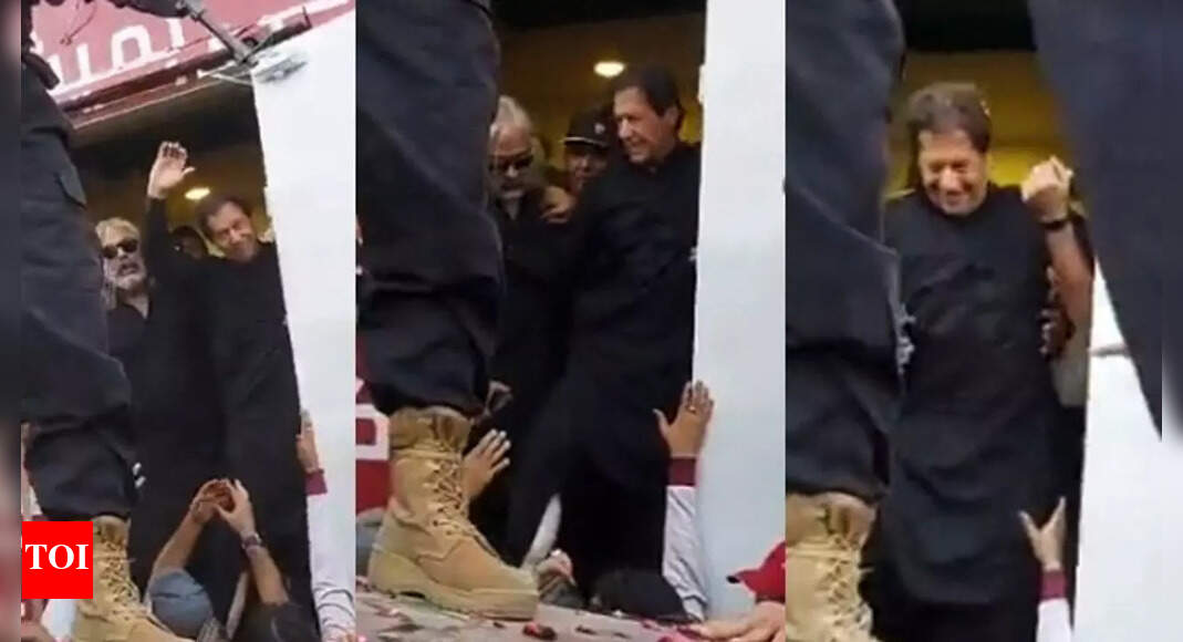 Khan: Former Pakistan PM Imran Khan wounded in gun attack: What we know ...