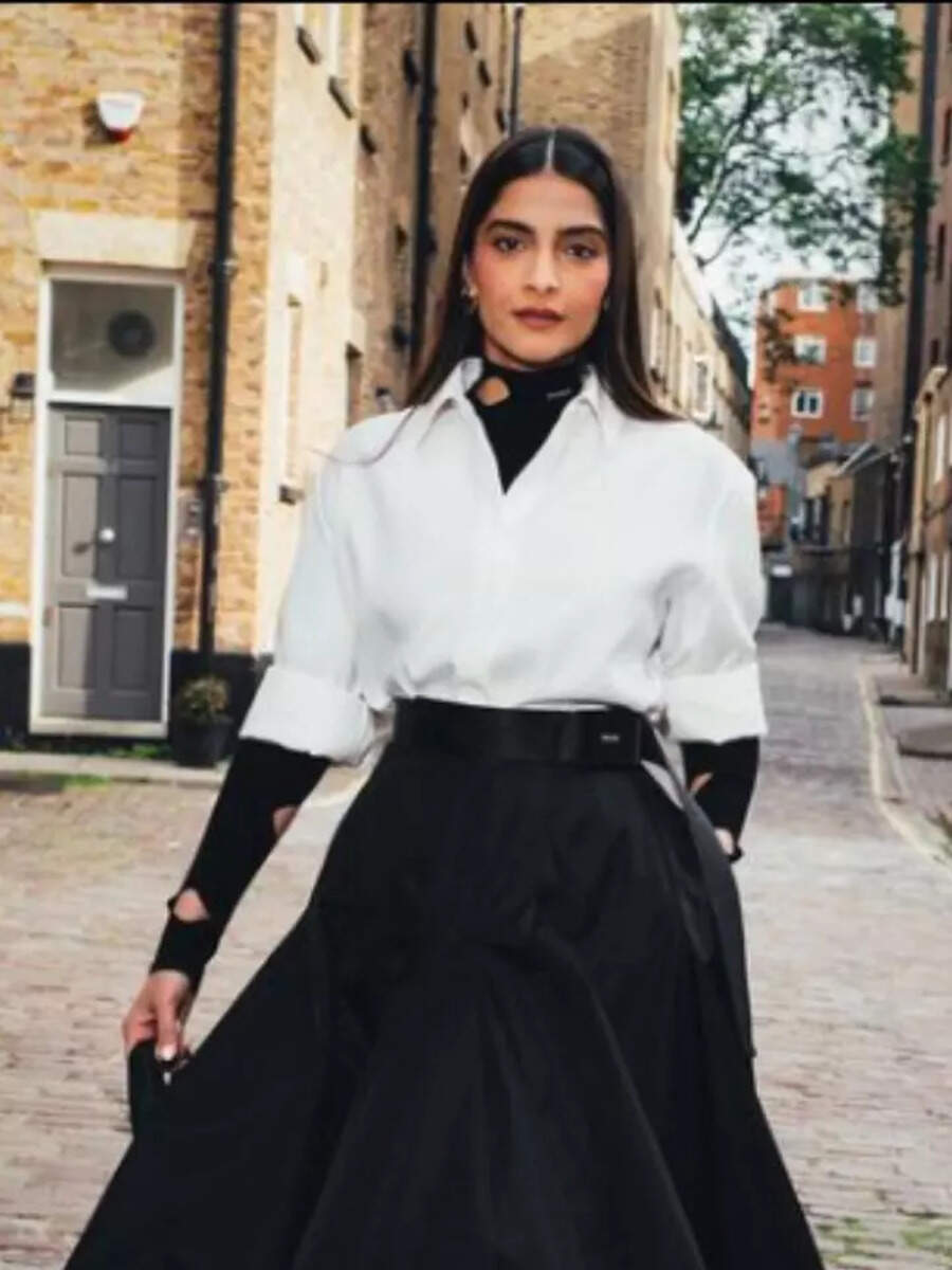 Sonam Kapoor Ahuja's book recommendations | Times of India