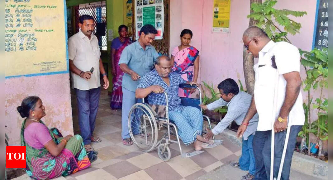 Poll panel's Persons with Disabilities icons give feedback on ...