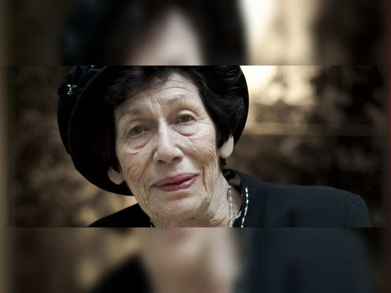 Holocaust survivor and 'My Friend Anne Frank' author Hannah Pick-Goslar ...